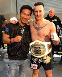 Muay Thai Clinch Basics | Why the Clinch is King – Supa Phat